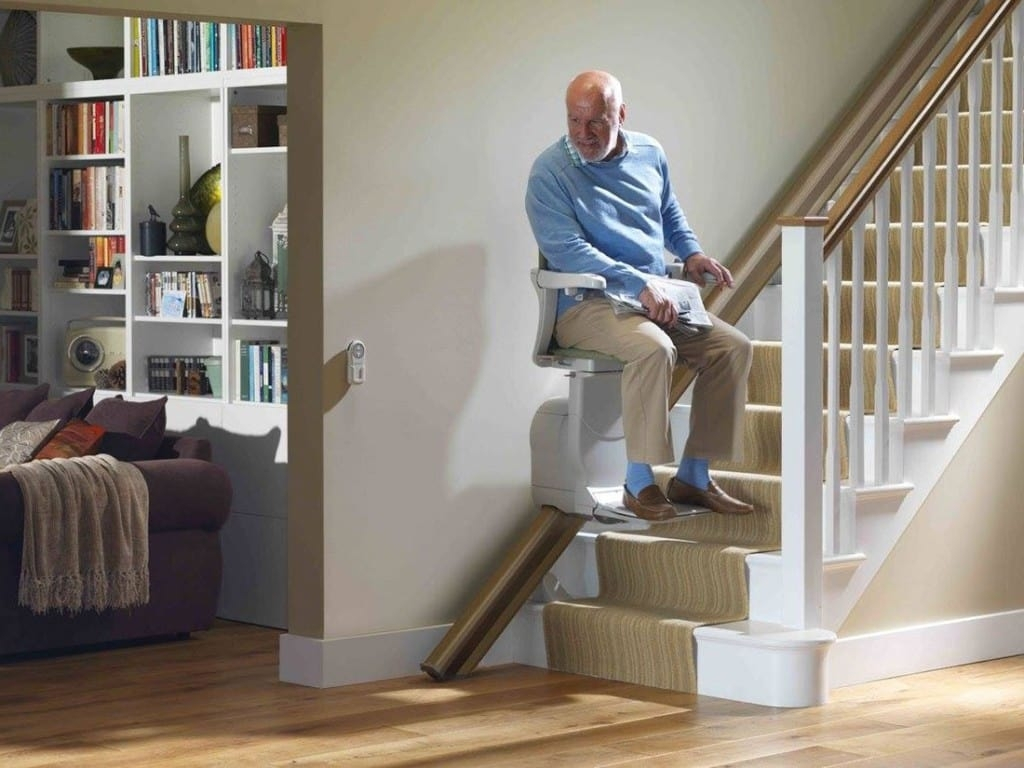 Langer thuis wonen met een traplift - Goedkoop.nl